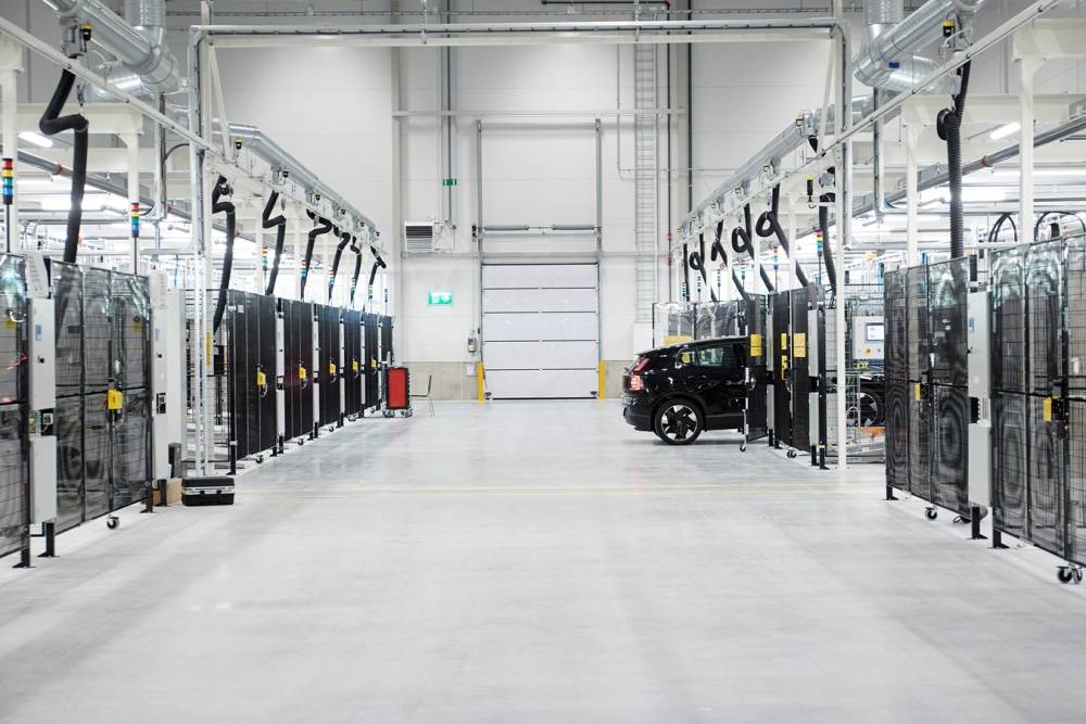 Volvo Opens New Tech Hub | ALL THINGS MOTORING