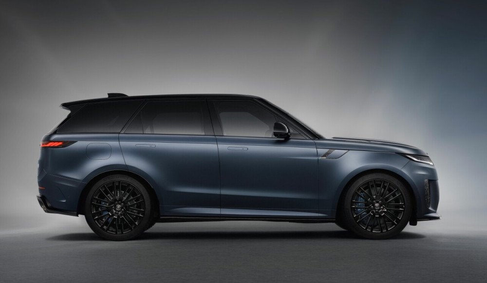 Range Rover has introduced the Edition Two version of the Sport SV ...